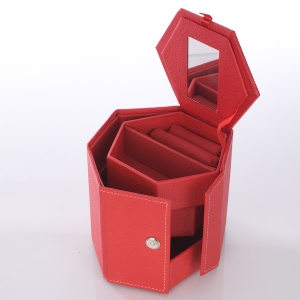 Gorgeous handmade treasure chest | Home Gems